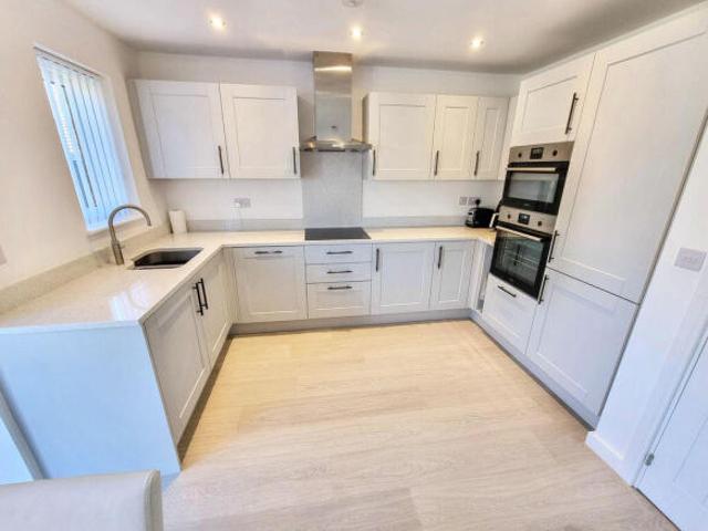 3 bedroom detached house for sale in Thistle Way, Callerton, NE5