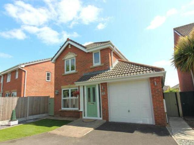 3 Bedroom Detached House For Sale In Thornton