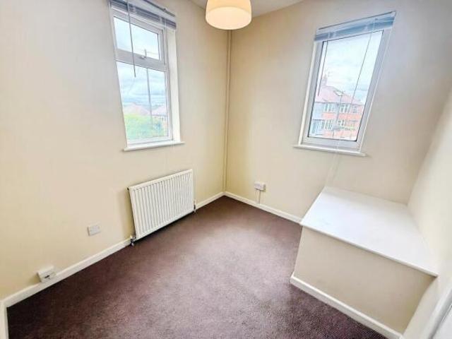 3 bedroom detached house for sale in Thorneywood Mount, Nottingham, NG3 2PU, NG3
