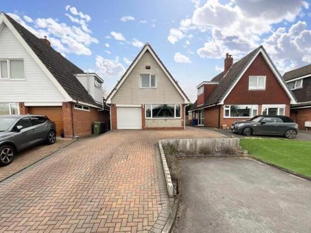 3 Bedroom Detached House For Sale In Tittensor