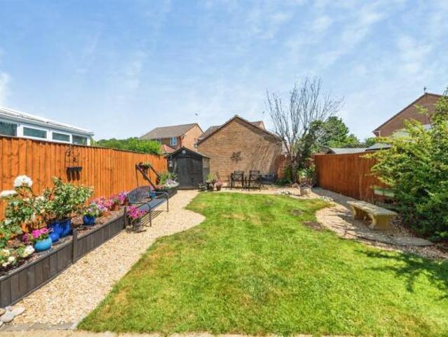 3 bedroom detached house for sale in Timandra Close, Swindon, SN25
