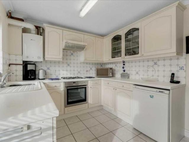 3 bedroom detached house for sale in Treborough, Furzton, Milton Keynes, MK4
