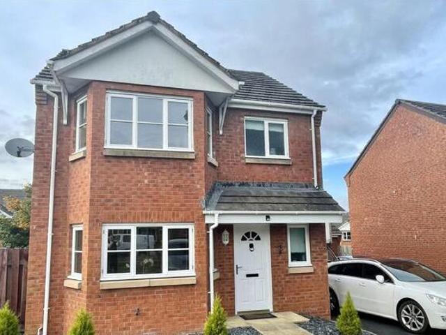 3 Bedroom Detached House For Sale In Tremont Parc, Llandrindod Wells