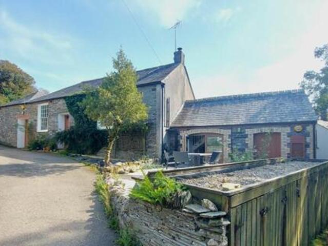 3 Bedroom Detached House For Sale In Trewalder