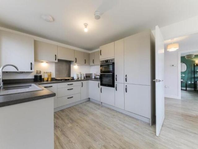 3 bedroom semi detached house for sale in Tulip Avenue, Great Park, NE13