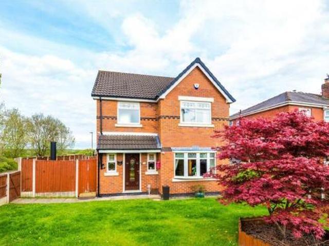 3 Bedroom Detached House For Sale In Tyldesley
