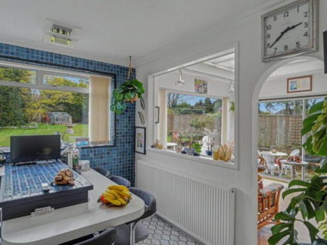3 bedroom detached house for sale in Ufton Close, Shirley, Solihull, B90 3SB, B90