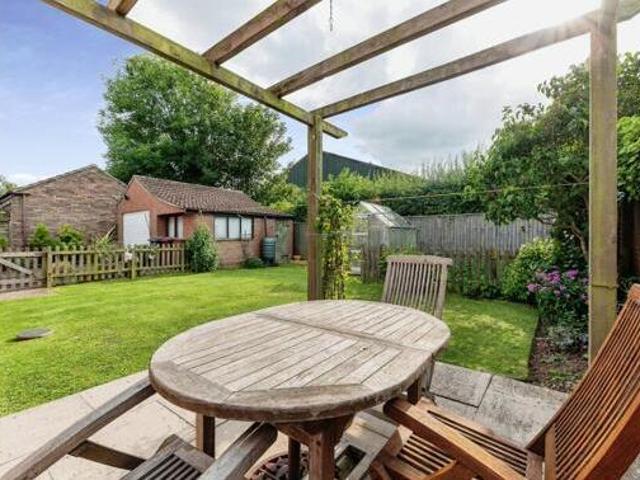 3 Bedroom Detached House For Sale In Ulceby, Lincolnshire