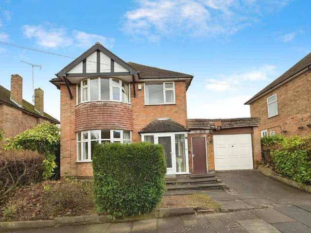 3 bedroom detached house for sale in Valentine Road, Evington, LE5