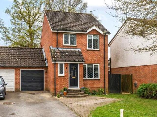 3 Bedroom Detached House For Sale In Valley Park