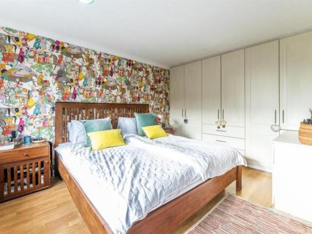 3 bedroom detached house for sale in Victoria Crescent, Off Private Road, Mapperlery Park Conservation Area, NG5