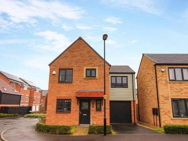 3 bedroom detached house for sale in Viscount Close Shiremoor Newcastle Upon Tyne NE27