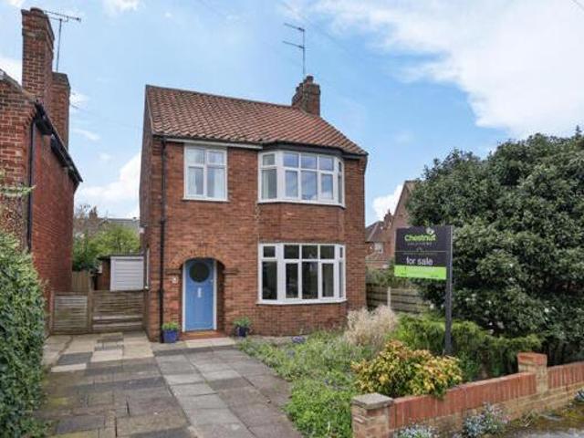 3 Bedroom Detached House For Sale In York