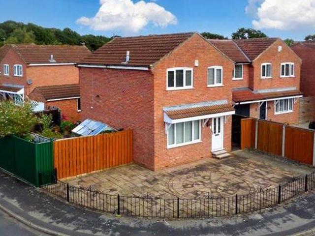 3 Bedroom Detached House For Sale In York, North Yorkshire