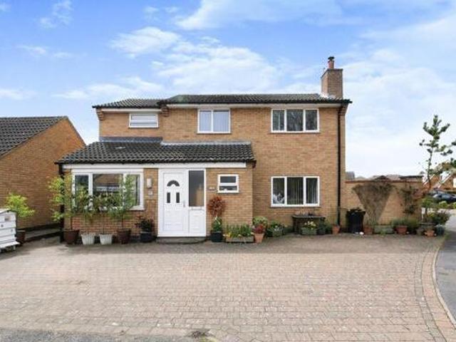 3 Bedroom Detached House For Sale In Yaxley