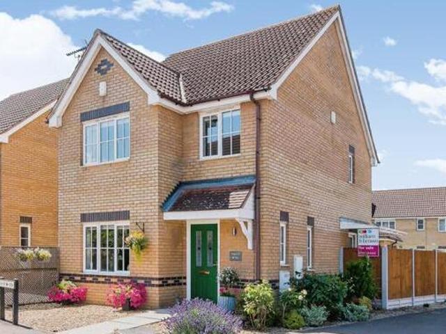 3 Bedroom Detached House For Sale In Yaxley