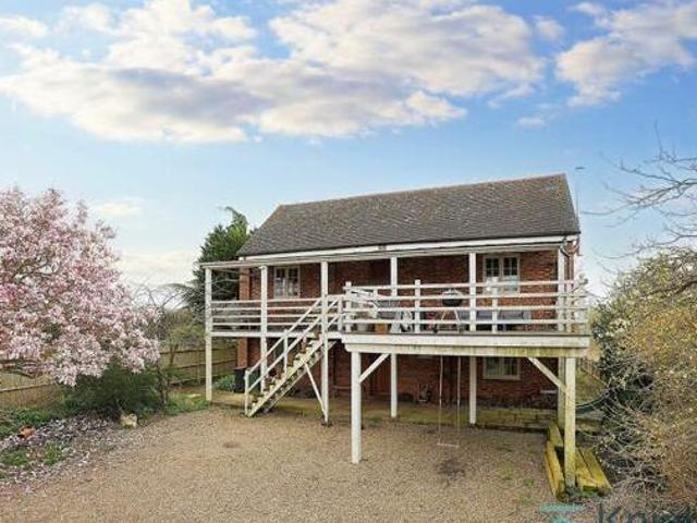 3 Bedroom Detached House For Sale In Yalding