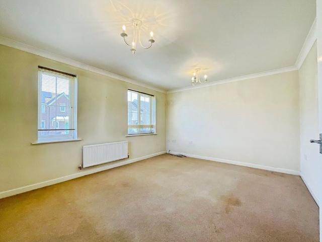 3 bedroom Detached House to let