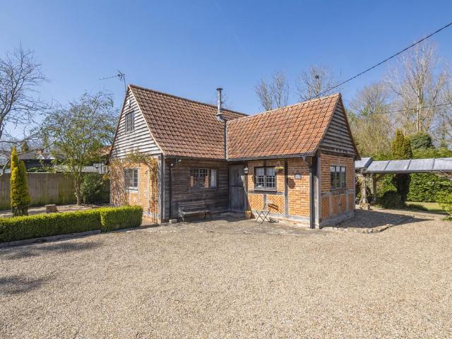 3 bedroom detached house to rent