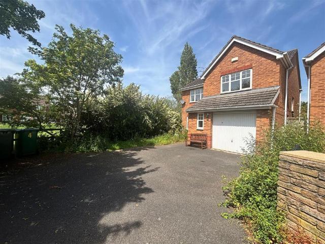 3 bedroom detached house to rent