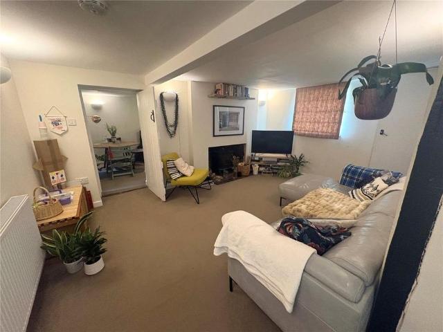 3 bedroom detached house to rent