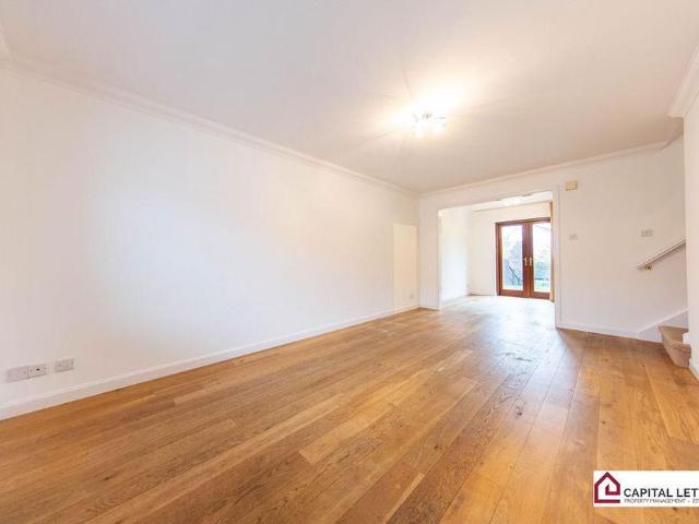 3 bedroom detached house to rent