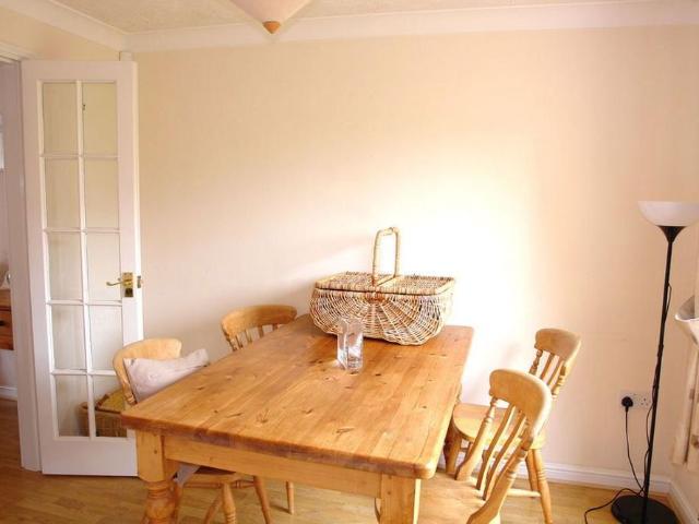 3 bedroom detached house to rent