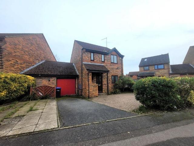 3 bedroom detached house to rent
