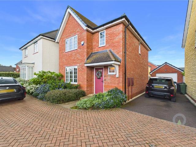 3 bedroom detached house to rent