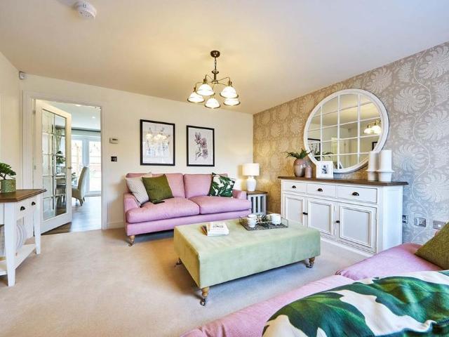 3 bedroom detached house to rent