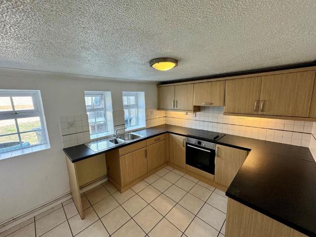 3 bedroom detached house to rent