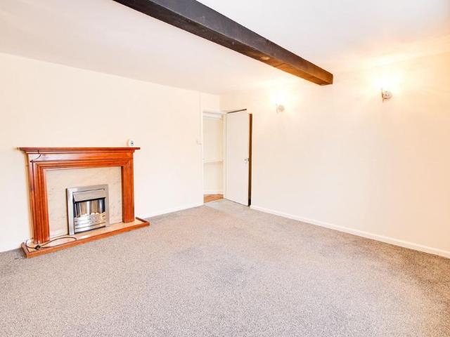 3 bedroom detached house to rent