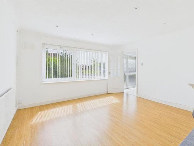3 bedroom detached house to rent