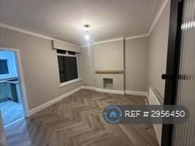 3 bedroom detached house to rent