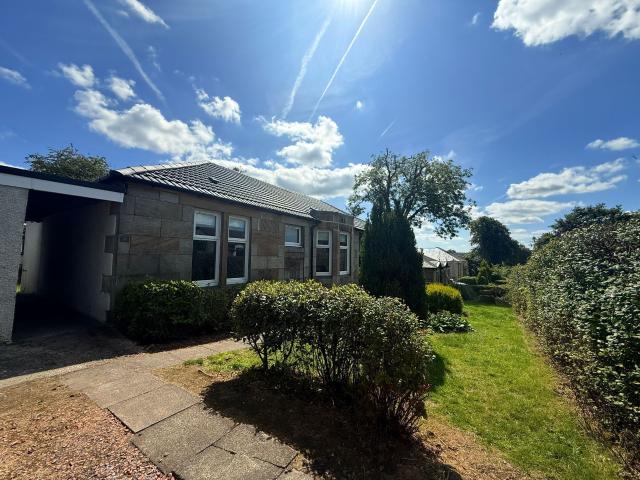 3 bedroom detached house to rent