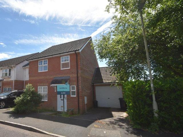 3 bedroom detached house to rent