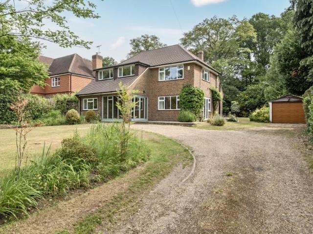 3 bedroom detached house to rent