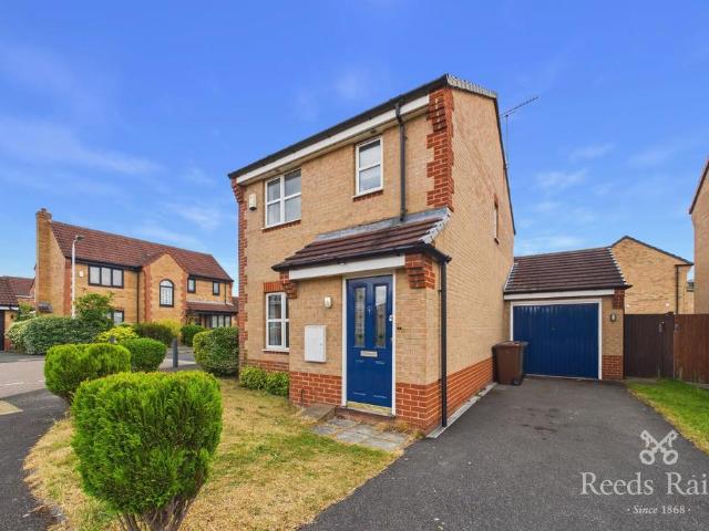 3 bedroom detached house to rent