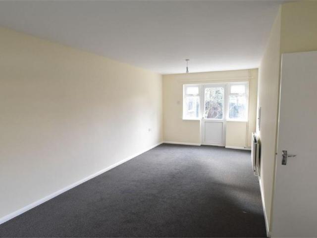 3 bedroom detached house to rent