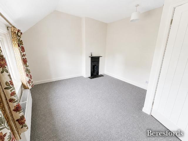 3 bedroom detached house to rent