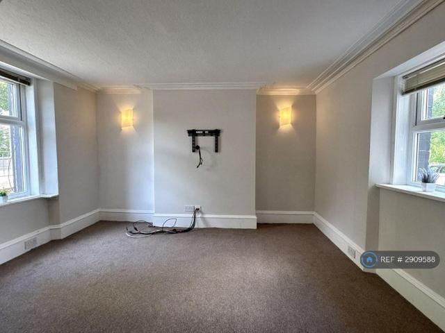 3 bedroom detached house to rent