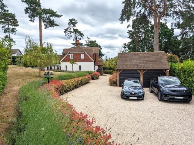 3 bedroom detached house to rent