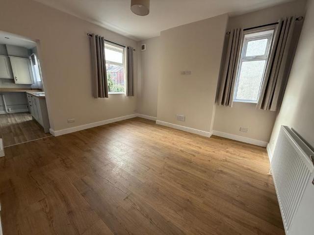 3 bedroom detached house to rent