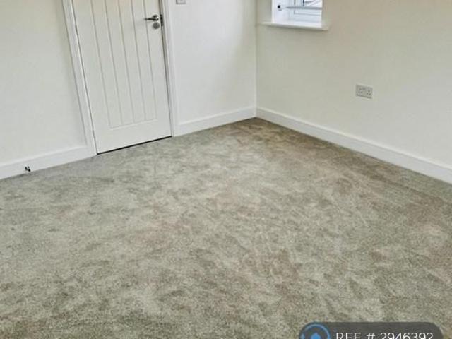 3 bedroom detached house to rent