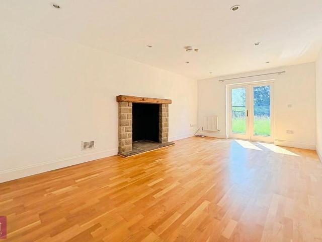 3 bedroom detached house to rent