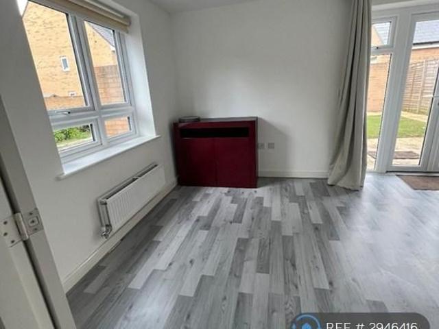 3 bedroom detached house to rent
