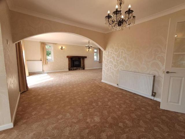 3 bedroom detached house to rent