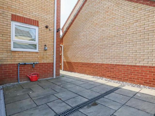 3 bedroom detached house to rent