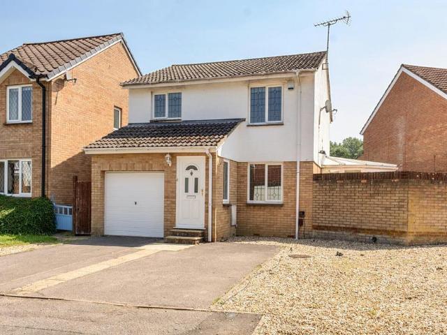 3 bedroom detached house to rent