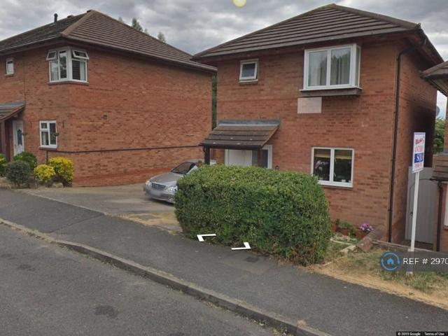 3 bedroom detached house to rent